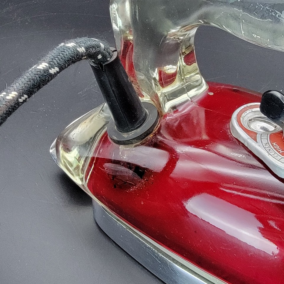 Red Saunders Silver Streak Electric Pyrex Glass Iron Antique 1940s Rare ...