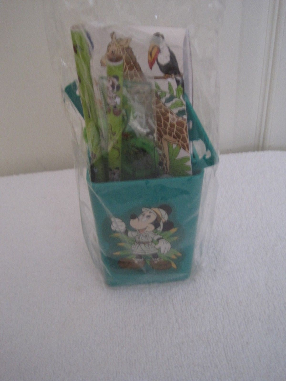 Disney Animal Kingdom Desk Set - $19.99 | eBay