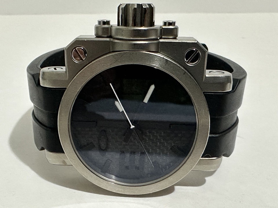 Oakley Titanium Gearbox Watch Swiss Made w/ Black & Carbon Fiber Split ...