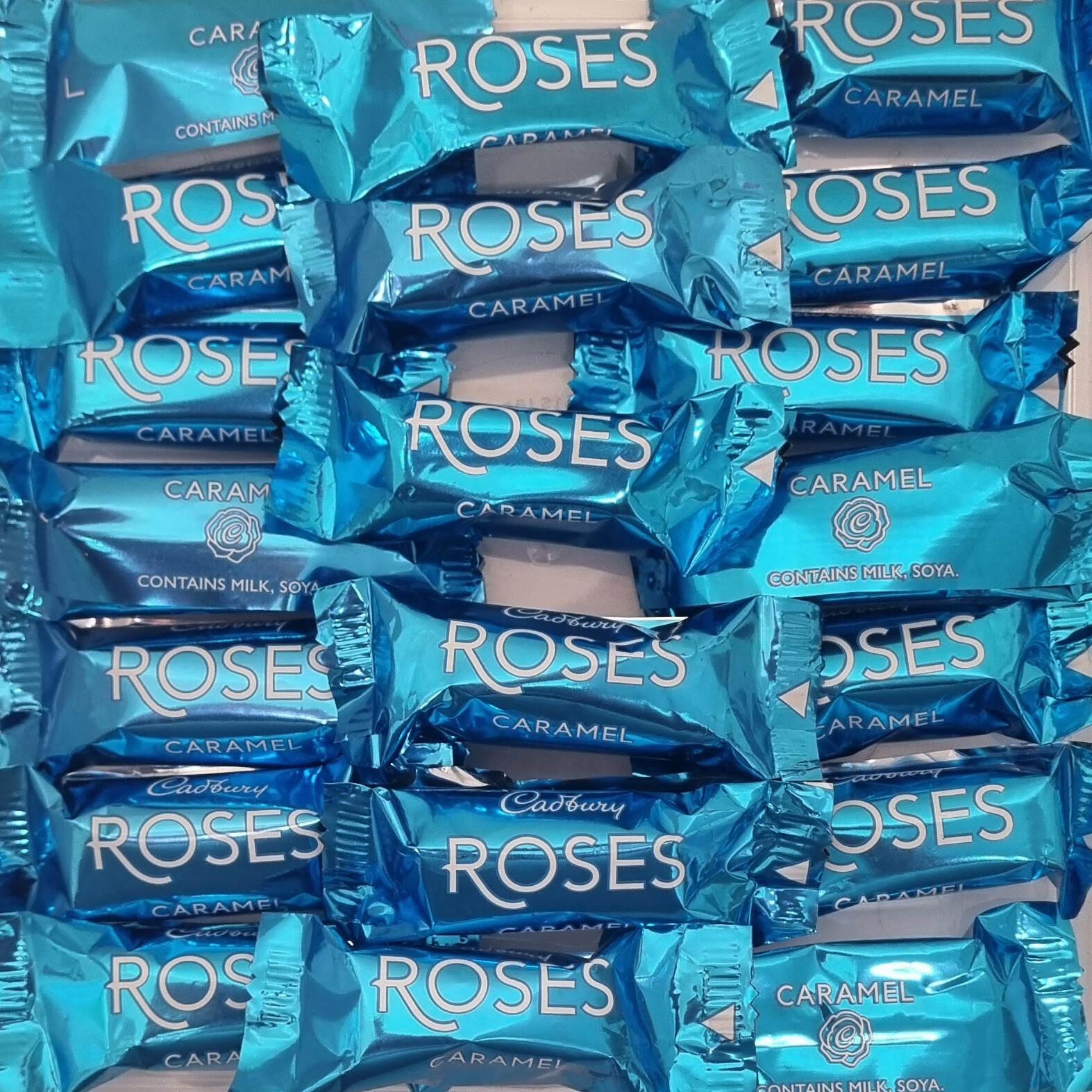 Cadbury ROSES Chocolates Choose Flavour Weight Pick Mix Sweets From Tub ...