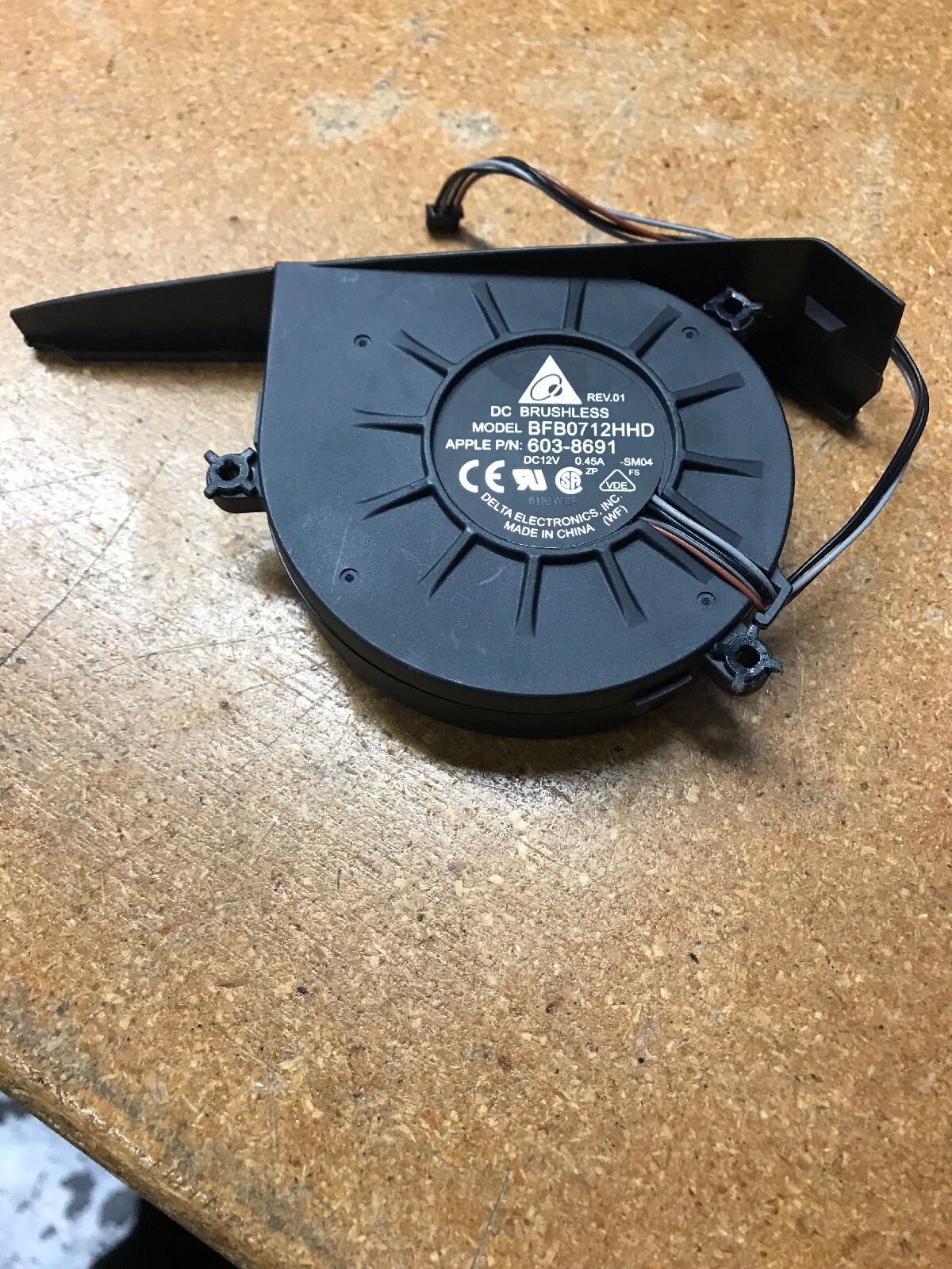 Genuine Apple iMac 20" A1174 Optical Drive Cooling Fan BFB0712HHD P/N ...