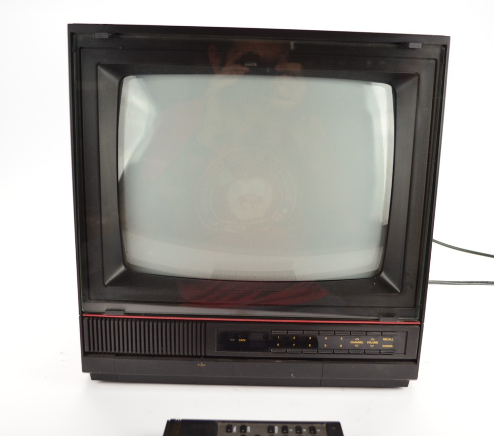 Vintage Sears 13" Tube TV 580.40391850 Color Retro Gaming 1988 CRT ...
