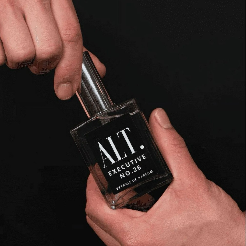 ALT. FRAGRANCES Executive No. 26 Extracto de Perfume para hombre 2.0 fl ...