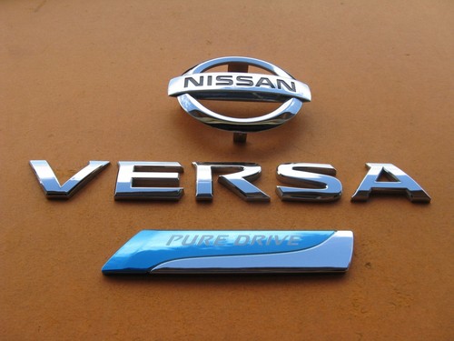12 13 14 15 16 17 18 19 NISSAN VERSA SEDAN REAR EMBLEM LOGO BADGE SIGN ...