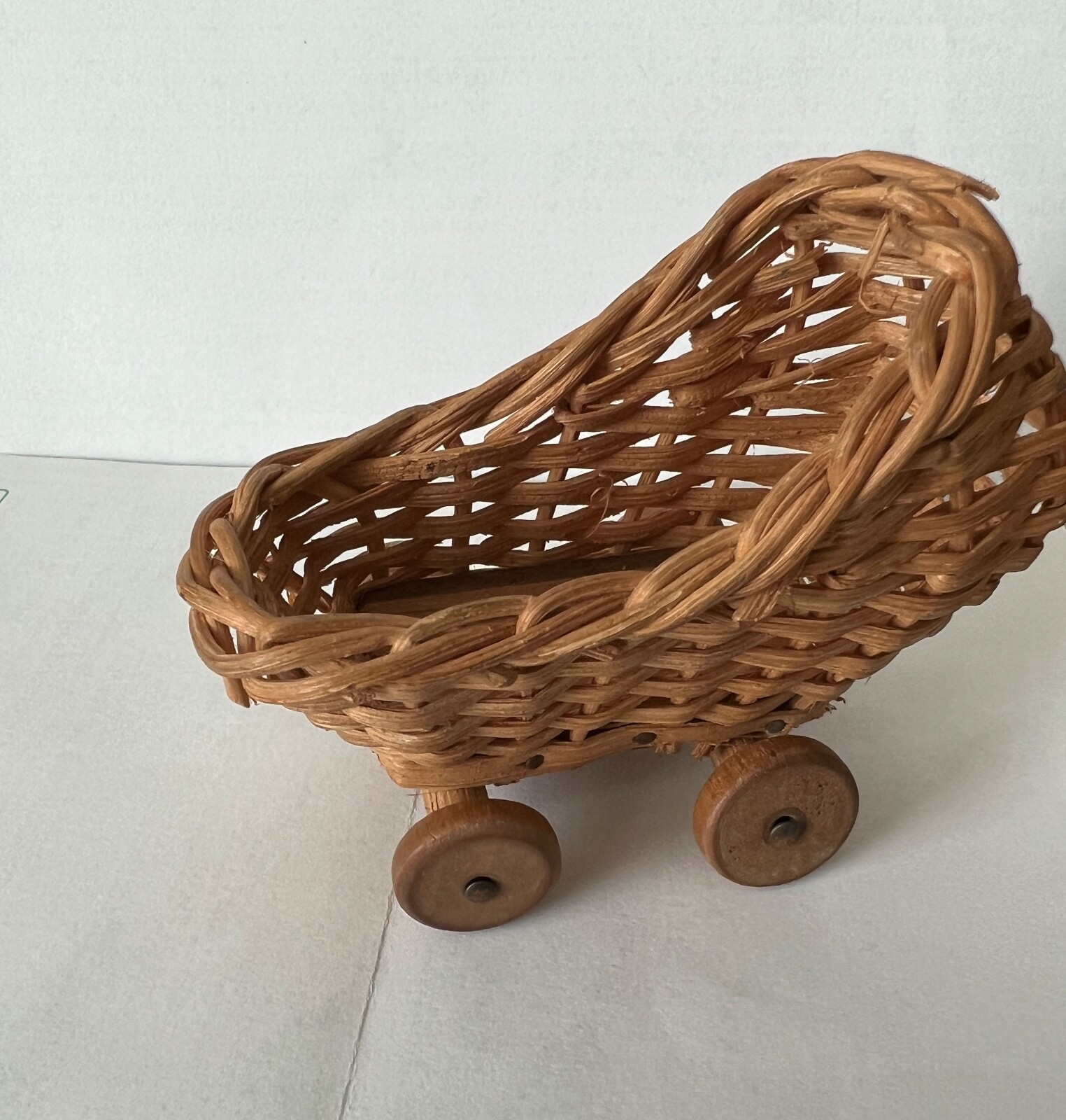 VINTAGE GERMAN WICKER/WOOD ITEMS FOR CACO DOLLS[1] STROLLER [1] PRAM [1 ...