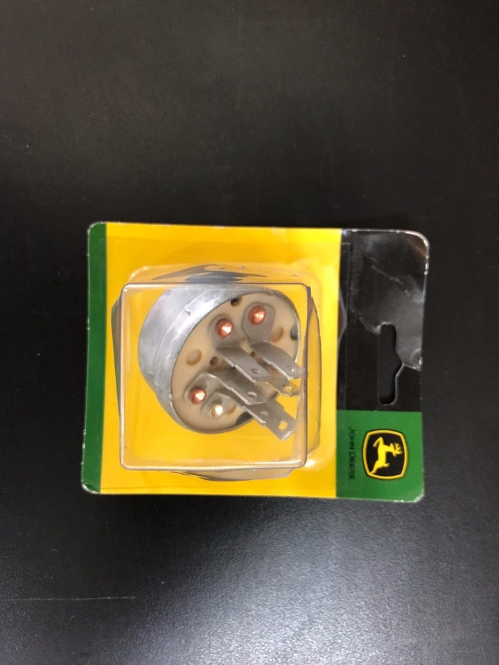 JOHN DEERE IGNITION SWITCH - AM38227 | eBay
