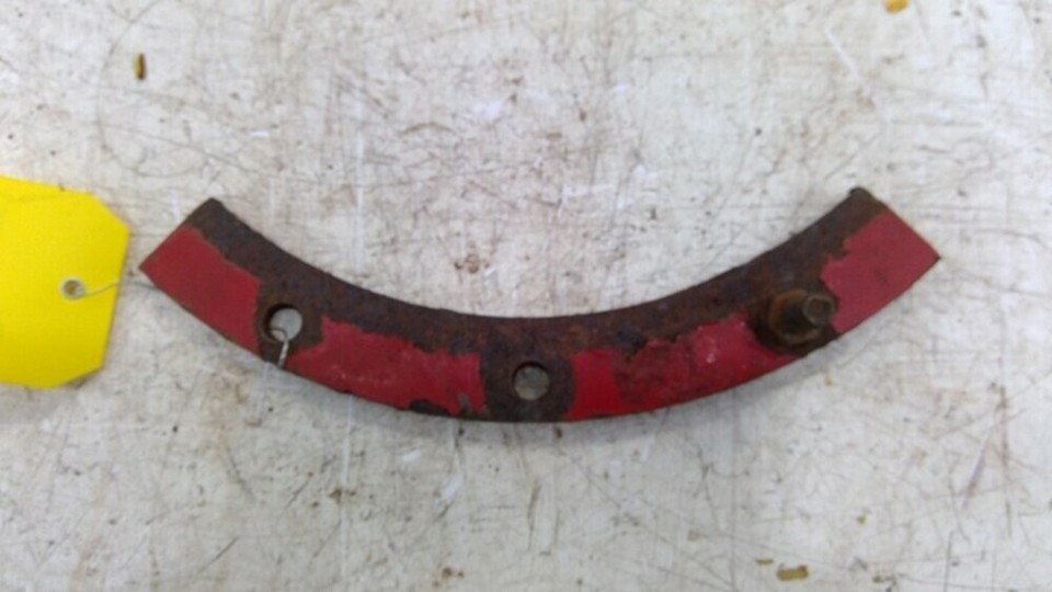 New Holland Spout Retainer 688048 | eBay