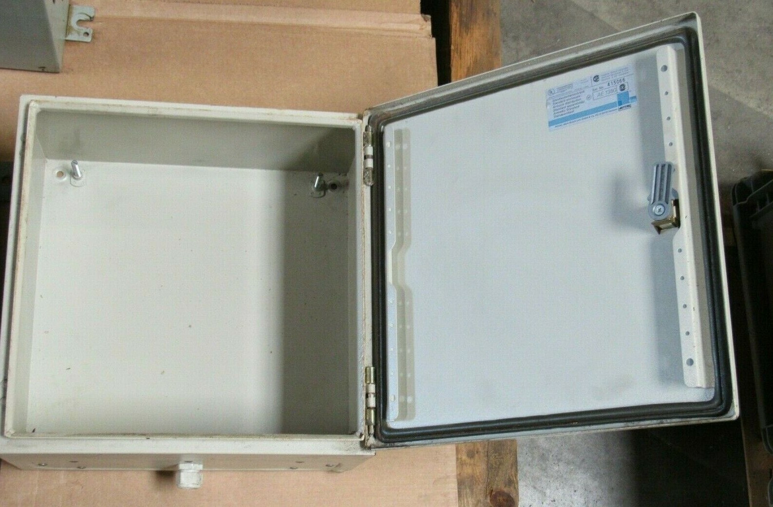 RITTAL J-8479 INDUSTRIAL CONTROL PANEL ENCLOSURE AE1380 14.75"X14.75"X8 ...