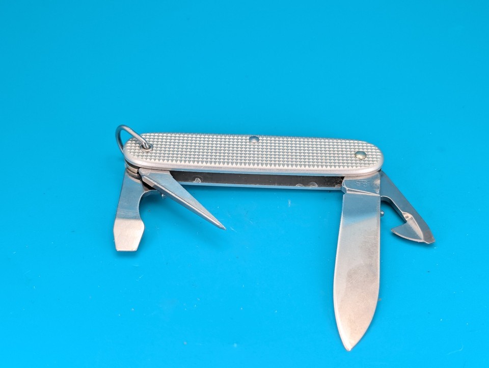 Wenger Soldat Standard Issue Silver Alox Old Cross Swiss Army Knife ...