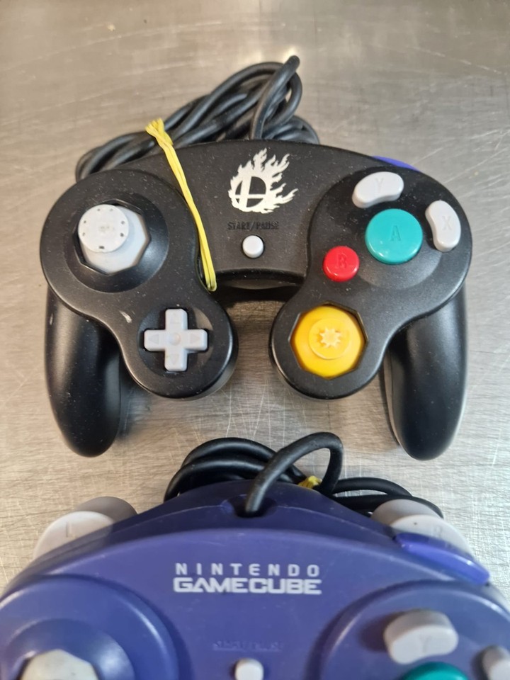 2 Controller NINTENDO GAMECUBE DOL-003 Joypad Originale VIOLA + NERO | eBay