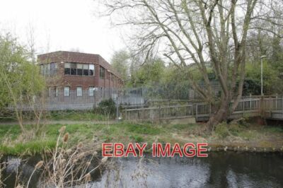 PHOTO THE BRIDGE THE TOOK THE DIDCOT TO NEWBURY RAILWAY OVER THE RIVER ...