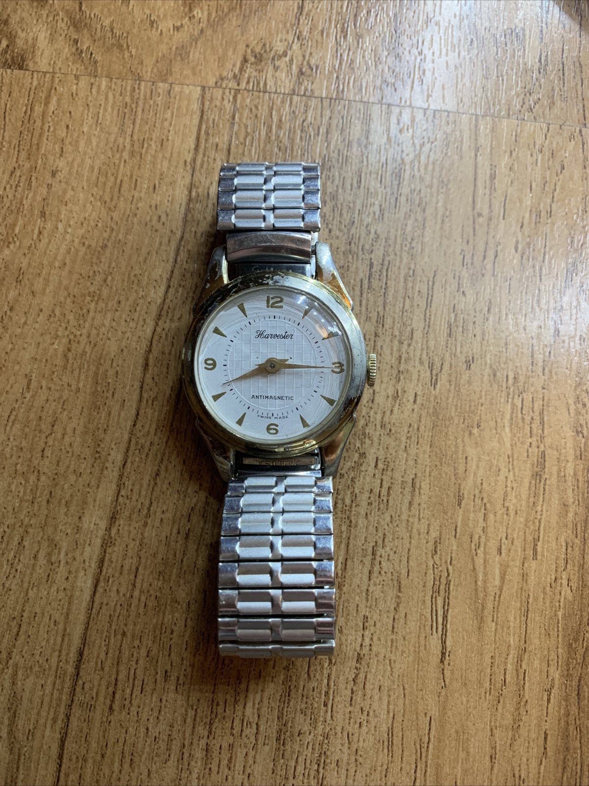 Harvester Swiss Antimagnetic Watch Vintage - Gem