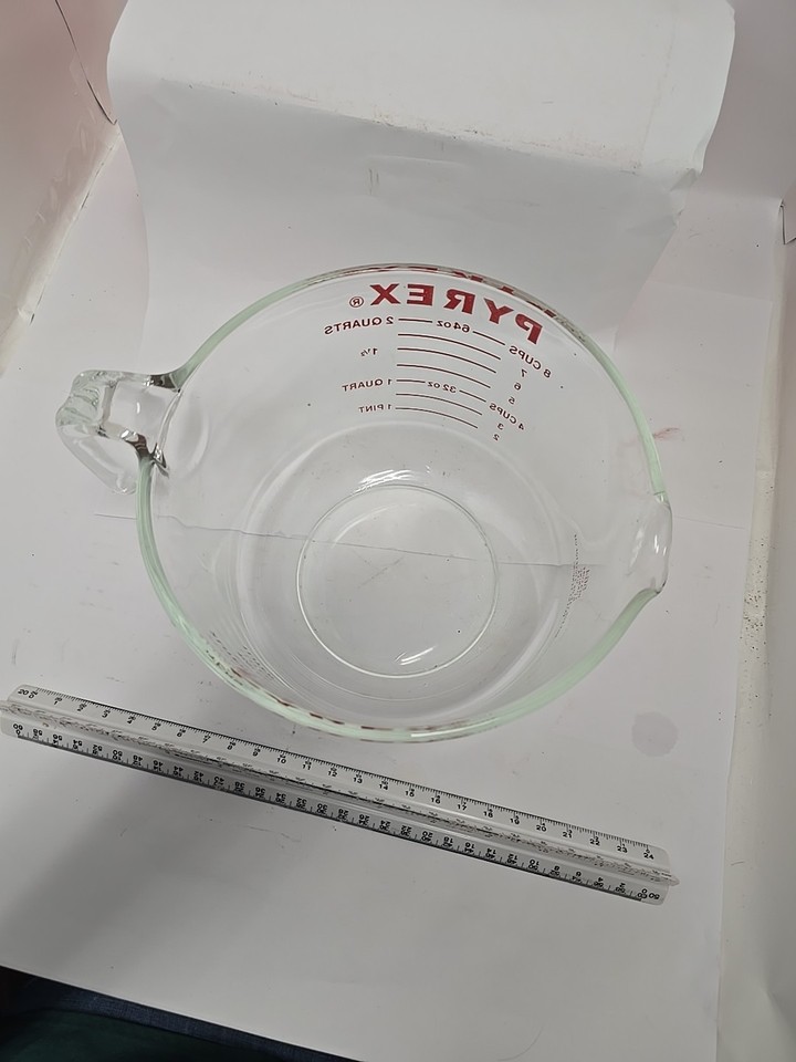 Vintage PYREX 8 Cup Glass Measuring Cup High-Quality Good Overall ...