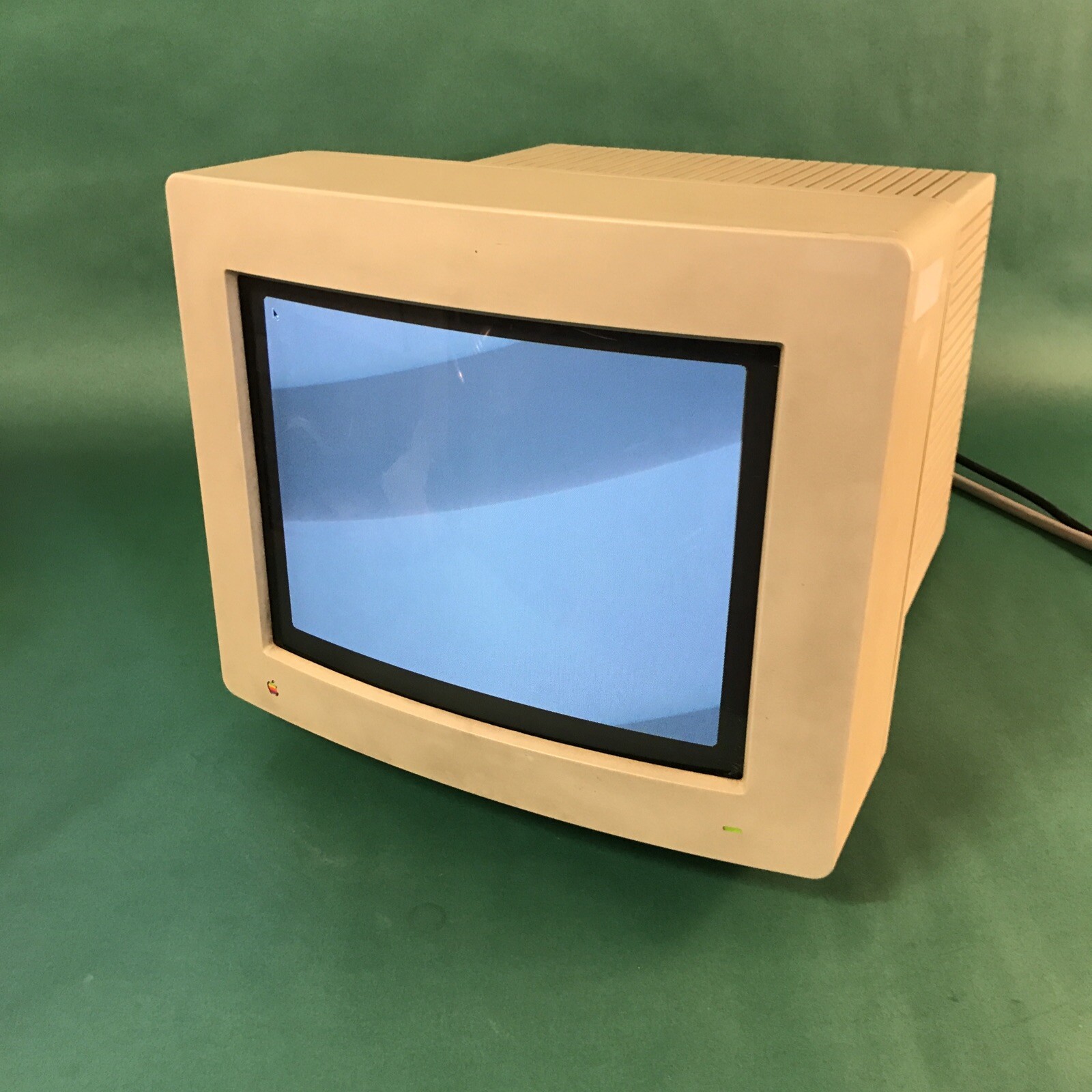 Vintage Apple Color RGB High Resolution Monitor M1297 Tested | eBay
