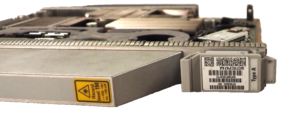 CIENA 100G WL3 OCLD Regnl w/EDFA 1xOTU4 C-Band NTK539UC 007 WOTRCPKFAA ...
