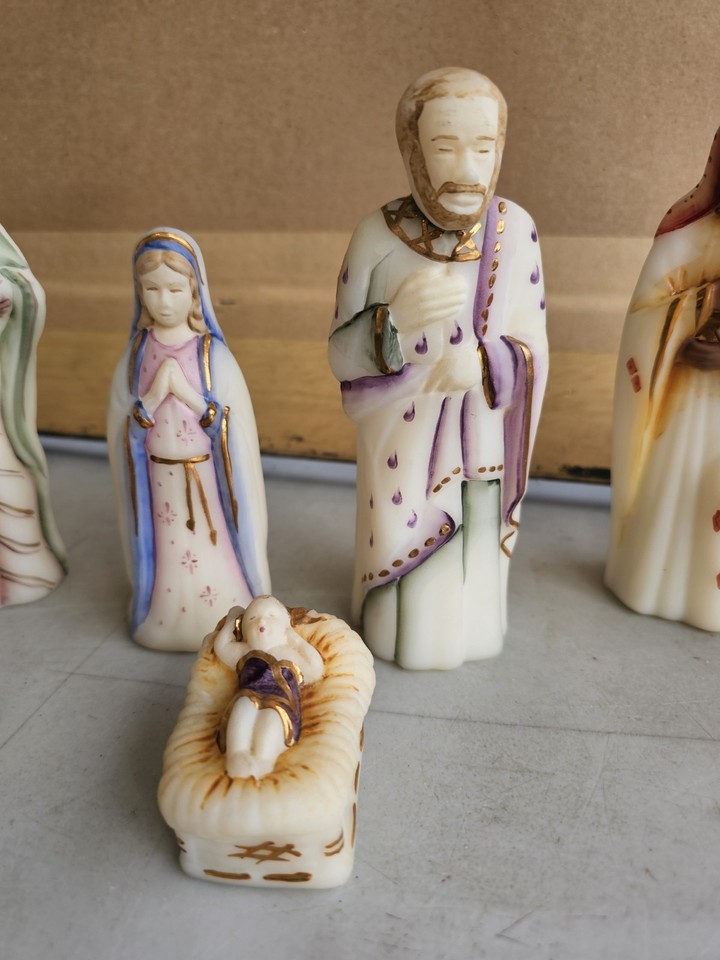 Fenton Signed 1st Edition 12 Piece Nativity Set | eBay