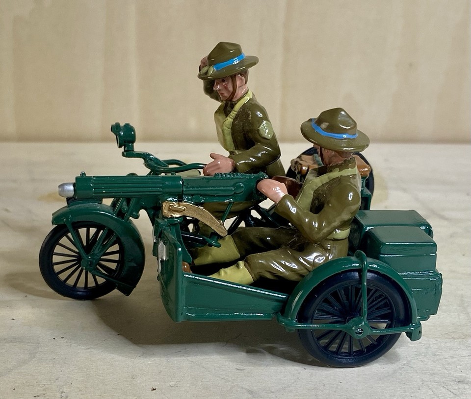 Britains Toy Soldiers — Vickers Machine Gun On Motorcycle With Sidecar ...