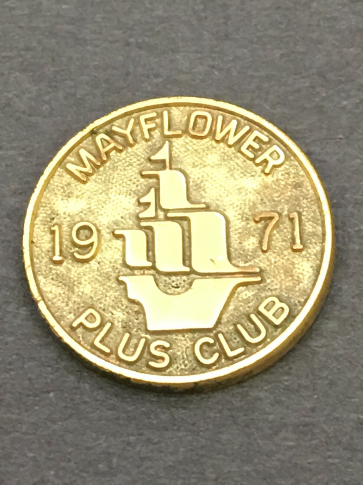 Rare Vtg 1971 Mayflower Plus Club Round Ship Transport Mover Lapel Tack ...