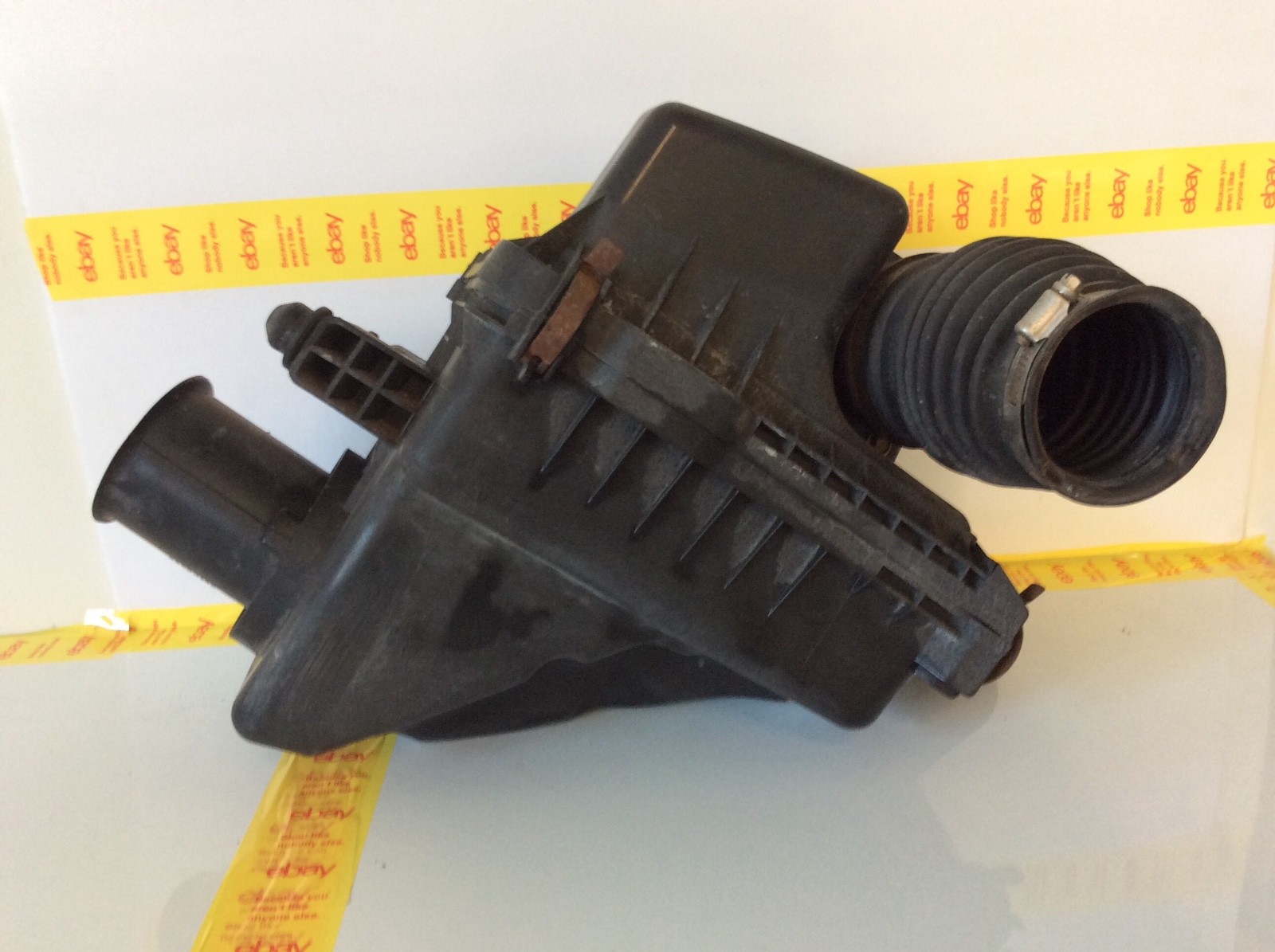 05 06 07 Chevrolet Equinox Air Cleaner & MAF 06 07 08 09 Pontiac ...