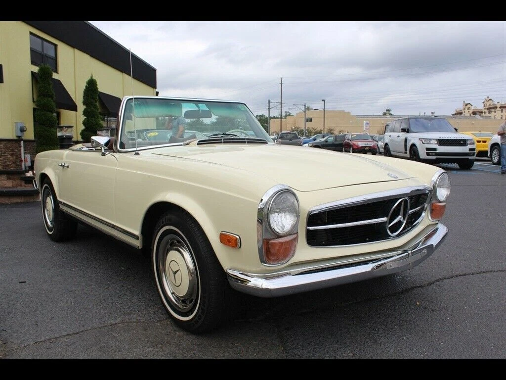Mercedes-Benz 280SL: The Pagoda Owned by Roger Waters of Pink Floyd