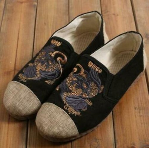 Mens Vintage Chinese Style Embroidered Linien Slip On Loafers Casual ...