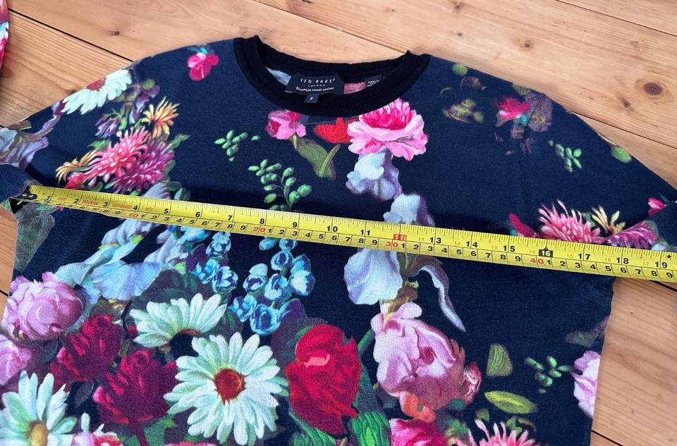 Ted Baker Edryss dark blue floral painting fine knit jumper size2 UK10 ...