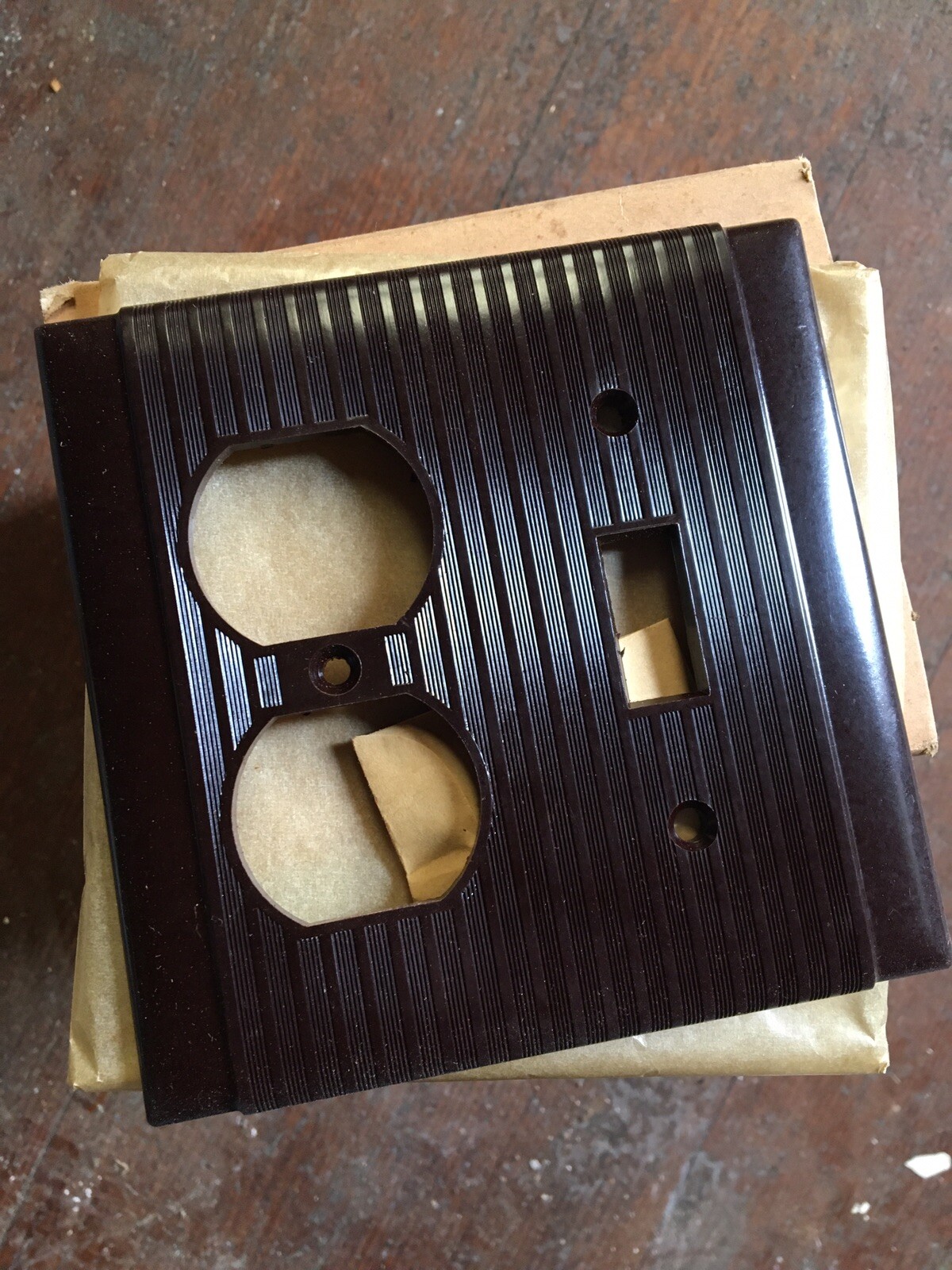 New P&S Brown 2 Gang Brown Cover Plate Outlet 8 Pieces NOS VINTAGE | eBay