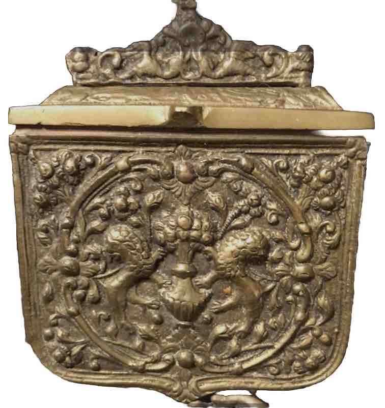 ORNATE ANTIQUE LION Brass Cartridge Ottoman Gun Powder Belt Box ...