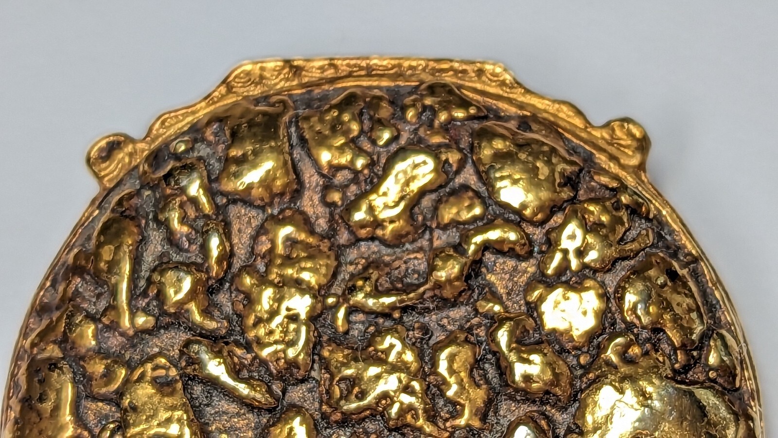 VINTAGE ALVA MUSEUM REPLICAS SIGNED GOLD TONE BROOCH PIN | eBay