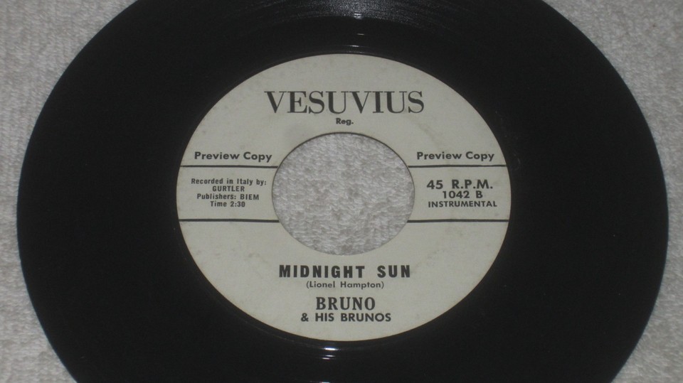 Bruno & His Brunos - Too Much Chianti - exotica / instros / surf ...