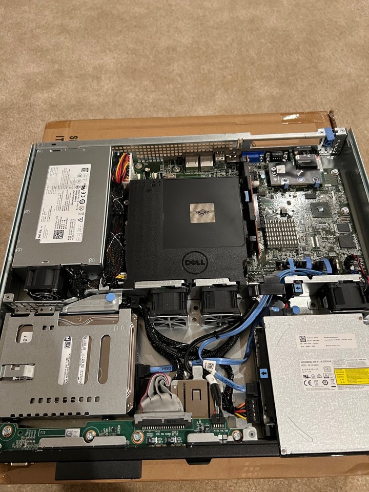 Dell PowerEdge R220 E3-1240v3/32GB RAM/iDRAC7 Ent/A6 Rails/2x500GB HDDs ...