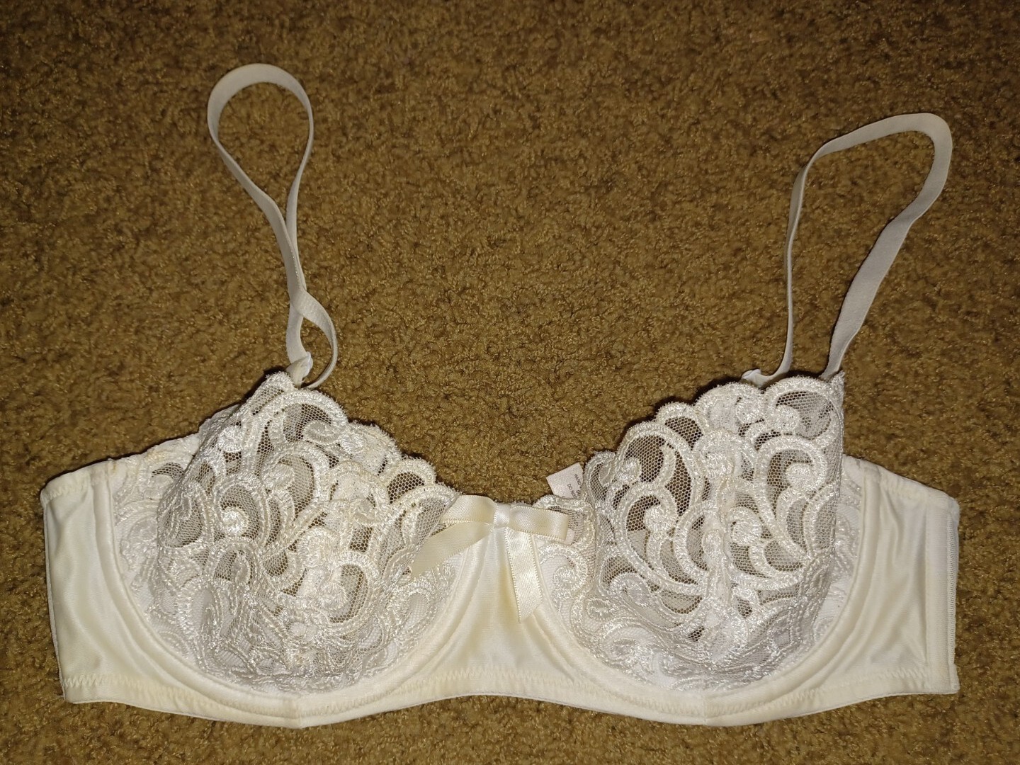 VTG Victoria Secret Second Skin Bra - 34C Unlined Lace Glossy Satin See ...