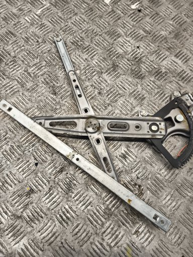 HYUNDAI I20 2008-2012 WINDOW REGULATOR/MECH ELECTRIC (FRONT PASSENGER ...