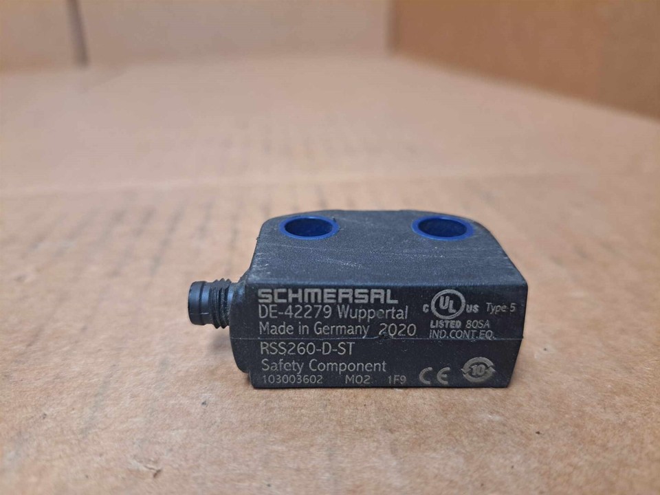 Schmersal Safety Sensor Part No. DE-42279 w/ RSS260-D-ST | eBay