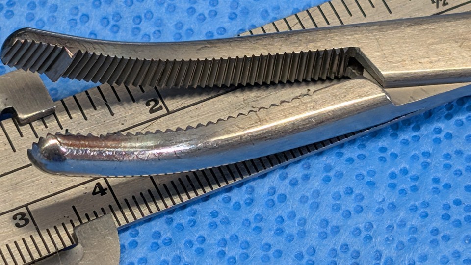 5x Codman 30-5526 Heaney Hysterectomy Forceps Heavy Jaw Single Tooth ...