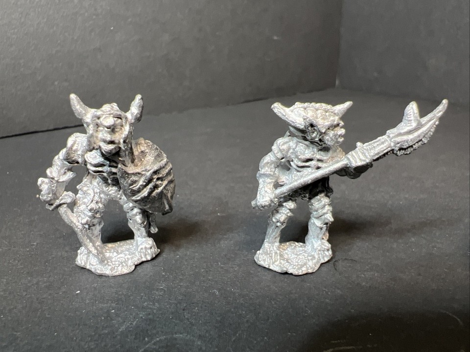 Heritage 1452b & 1453a Hellborn with Polearm & Sword Lot 4 Metal ...