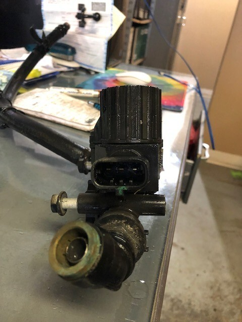 4037420C1 OEM INTERNATIONAL PRESSURE REGULATING VALVE BENDIX K056051 M ...