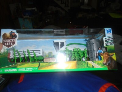 New Ray Country Life playset with Tractor | eBay