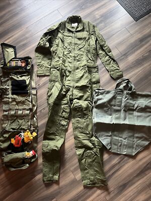 US Military Flyers Kit Bag Flyer Green Canvas Flight And Sure And Gears ...