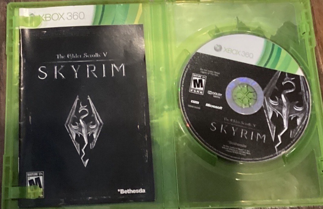 The Elder Scrolls V: Skyrim ESRB Rating M For Mature 17 Yrs+ Microsoft ...