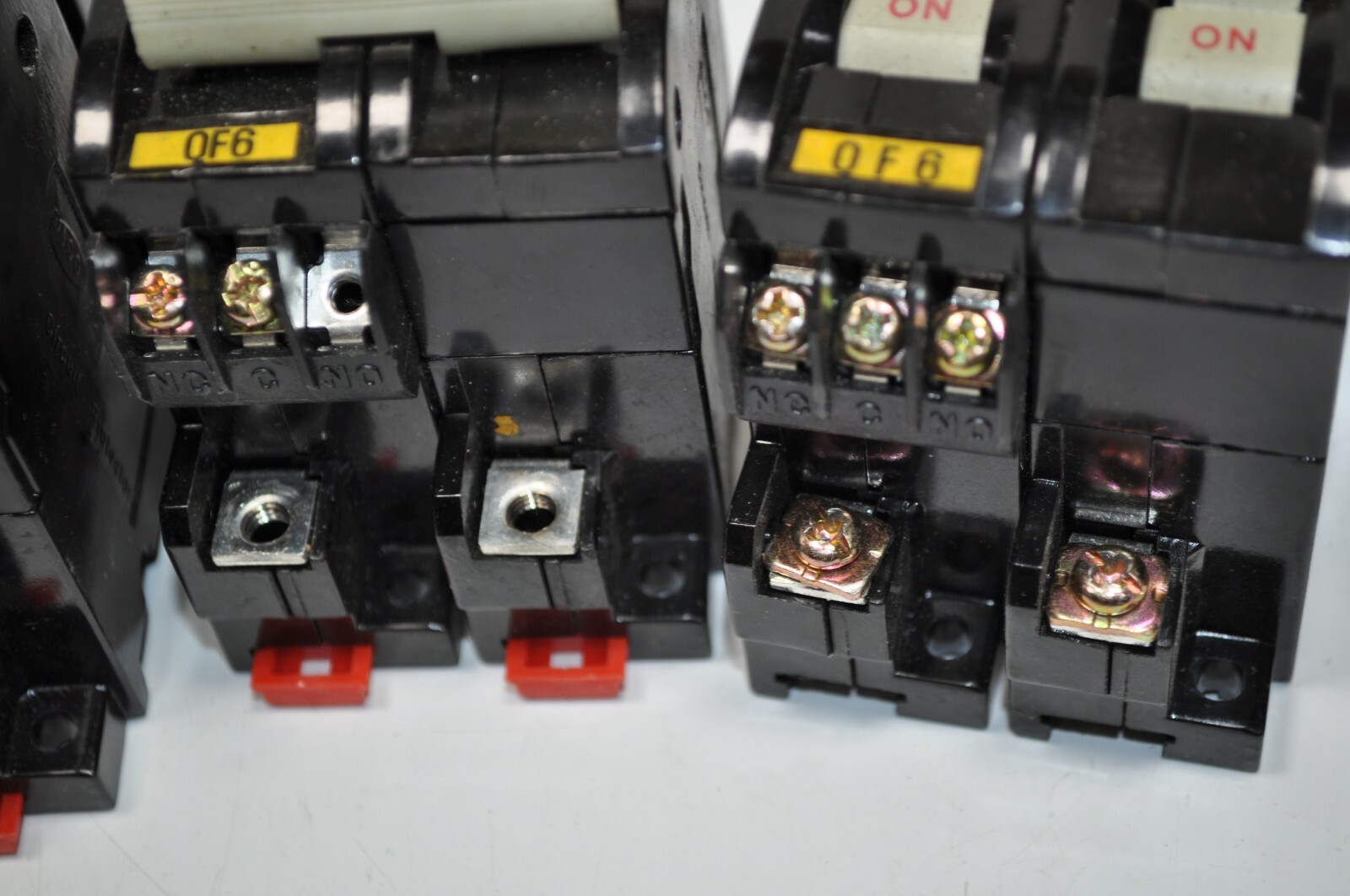 Lot of 12 Daeryuk / Daco Circuit Protector/Breakers DCP52DF 5A 2 Pole ...