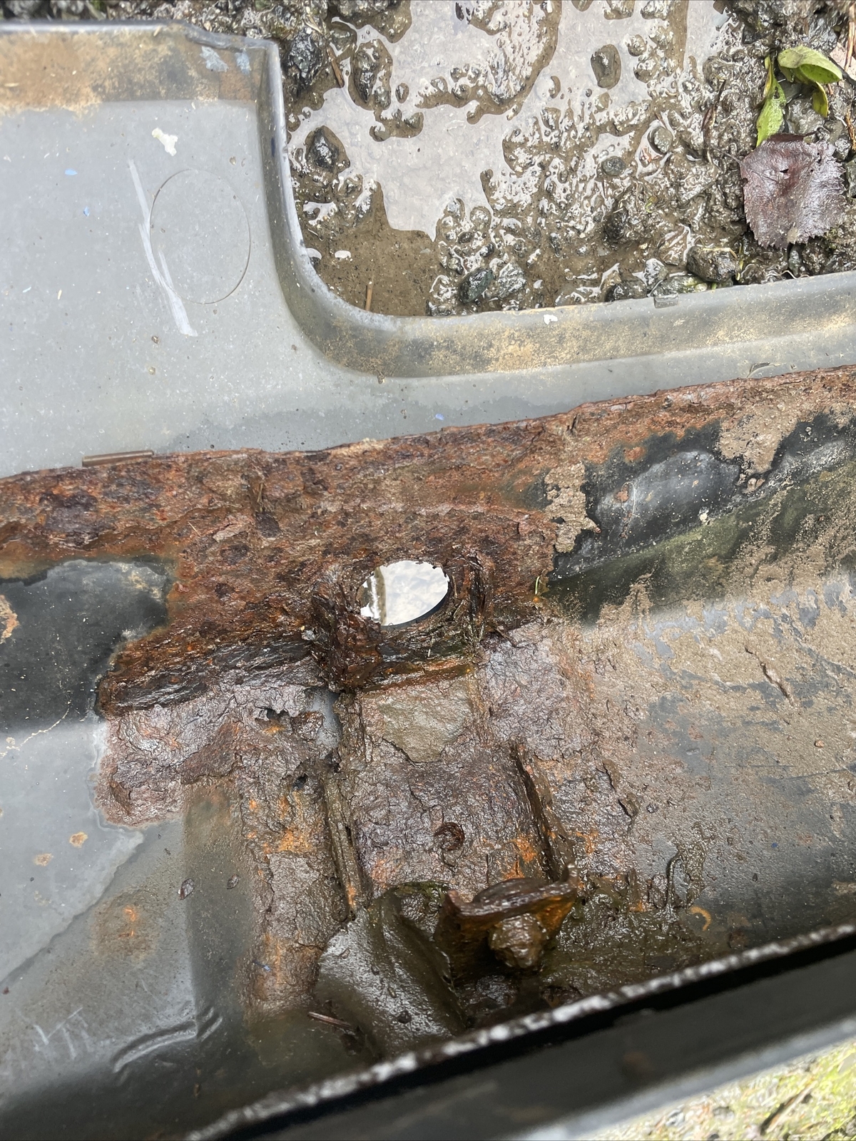 Lot26 RANGE ROVER P38 Rear Bumper blue need work | eBay UK