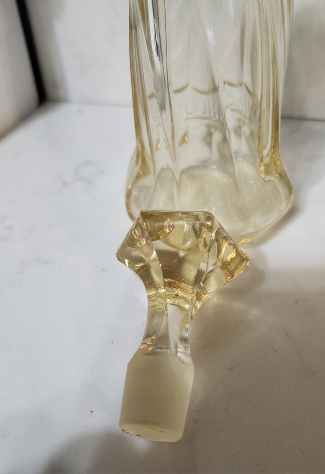 Heisey Yellow Sahara Vinegar Oil Cruets Twist | eBay