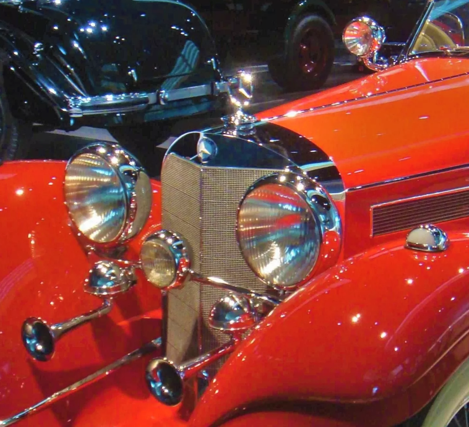 Mercedes-Benz 1930s 8Cyl Engine Spoke Wheel Rims1 1:18 Scale Metal Body ...