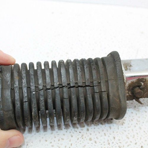 1980-1983 SUZUKI GS1100E GS750E GS850G RIGHT REAR FOOT REST PEG STEP ...