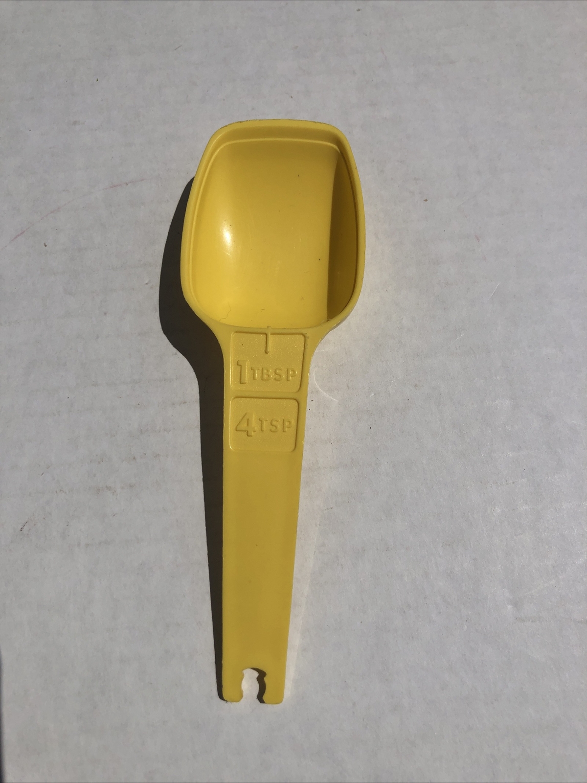 Vintage Tupperware #1272 Replacement 1 TBSP / 4 TSP Dual Yellow ...