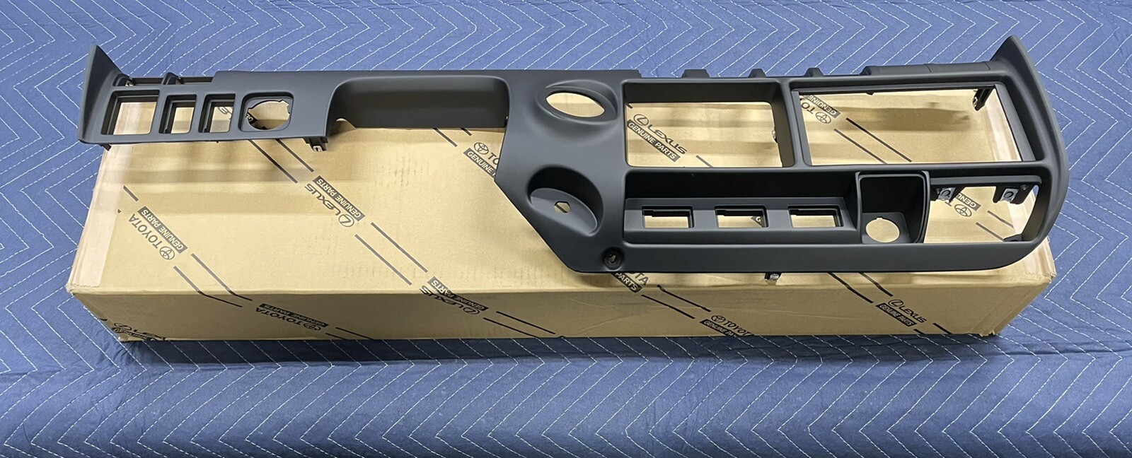 1991-1994+Toyota+Land+Cruiser+Fj80+FJ+80+Rear+Right+Passenger+Side+Seat ...