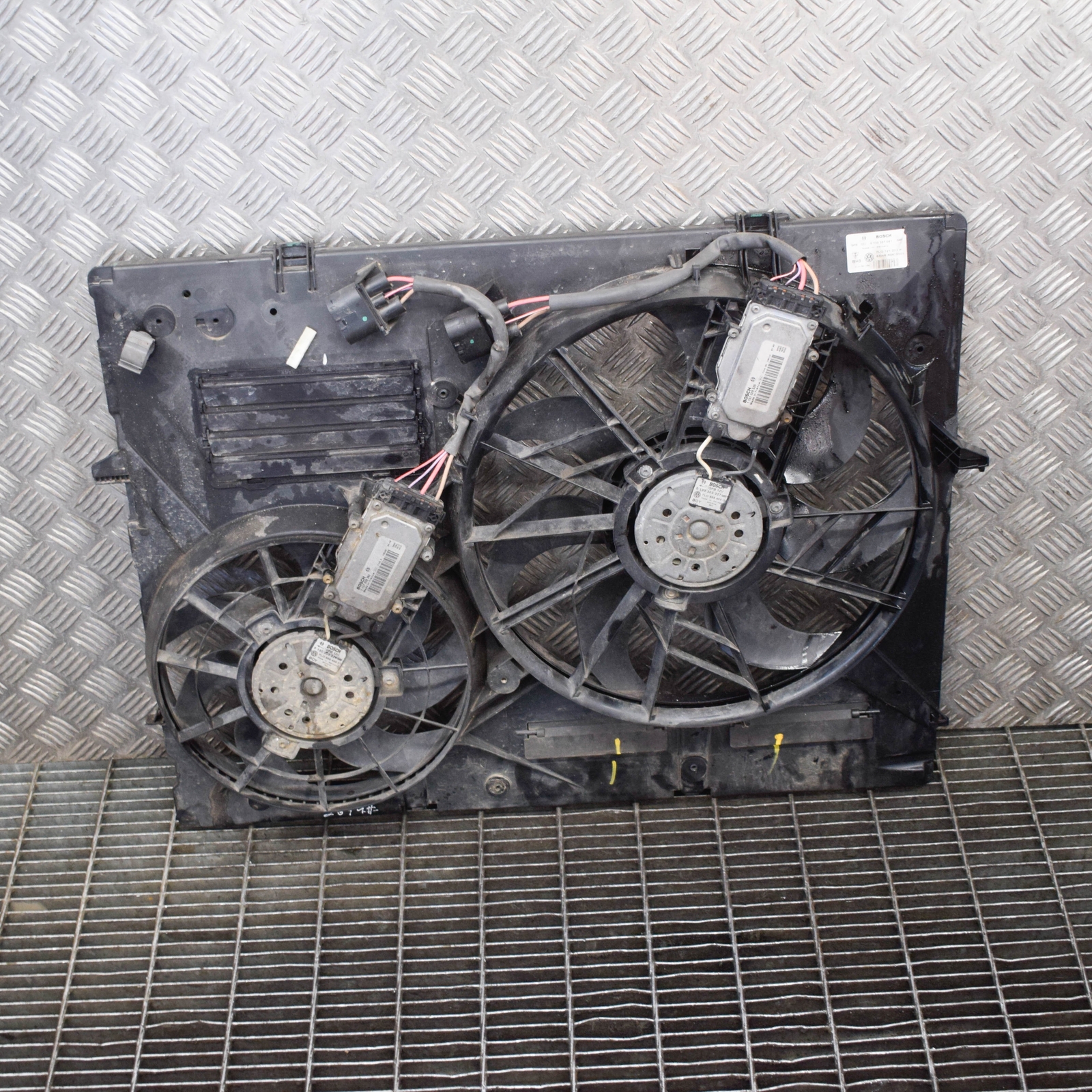 AUDI Q7 4L Radiator Cooling Fan 7L0121203H 7L0959455G 7L0959455F 3.0TDI ...