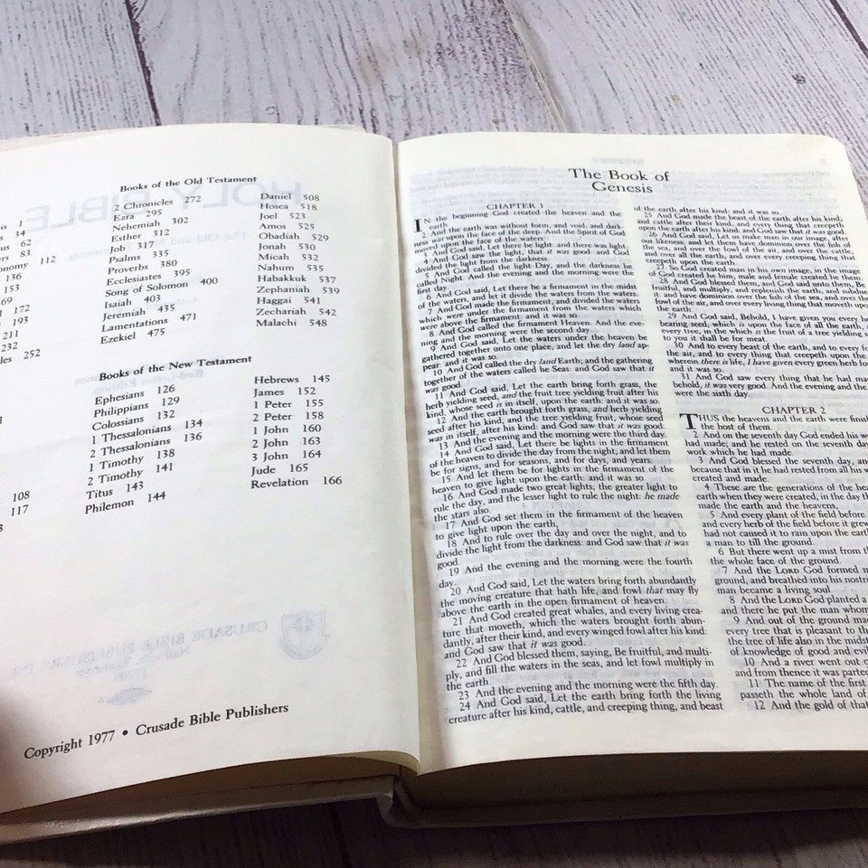 Vintage 1977 Crusade Bible Publishers White Gold Letters KJV Bible | eBay
