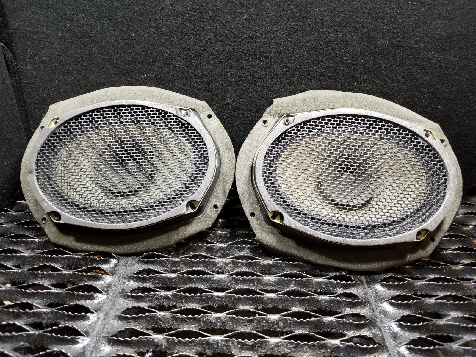04 05 06 CHRYSLER SEBRING CONVERTIBLE REAR DECK SPEAKER 2pcs OEM | eBay